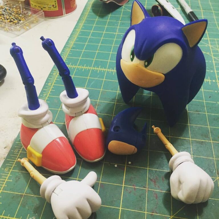 Sonic the Hedgehog commission • James Kemp Puppets